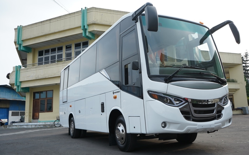 Karoseri Bus Model Touristo Kapasitas 29 Seat Garapan New Armada ...
